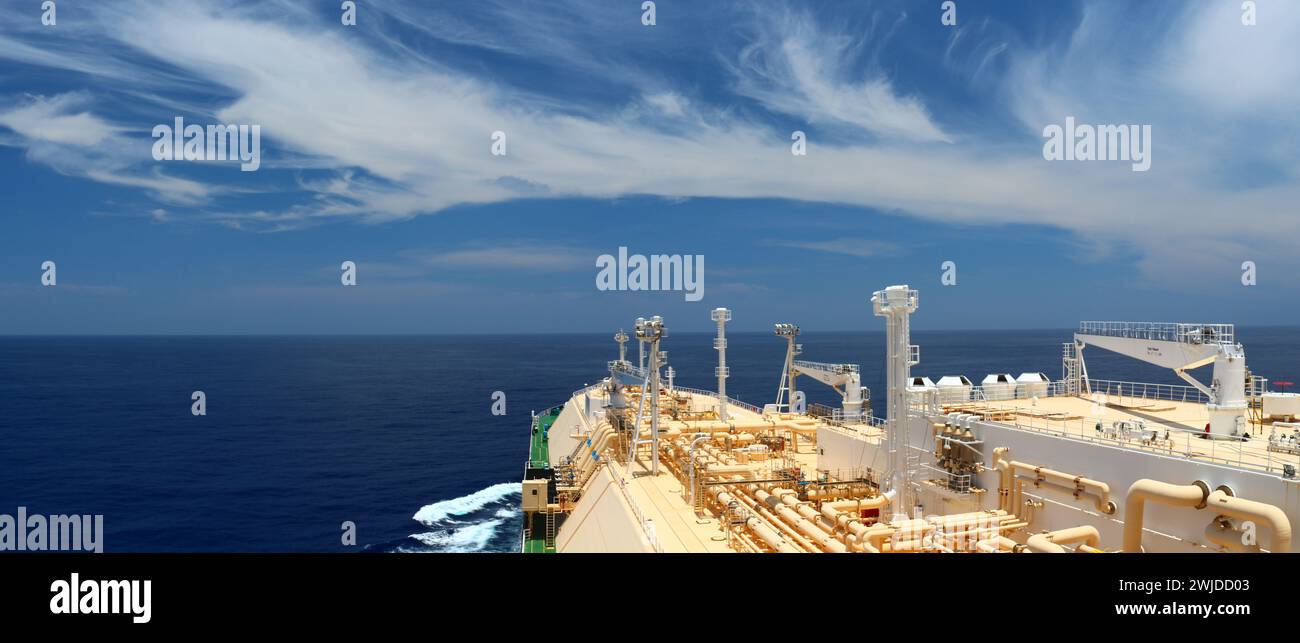 View from the bridge wing of a Liquefied Natural Gas (LNG) Tanker Stock ...