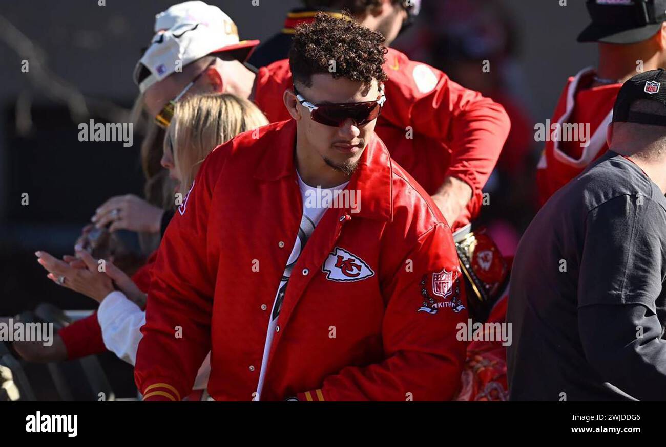 Kansas City Chiefs quarterback Patrick Mahomes rides a bus during the ...