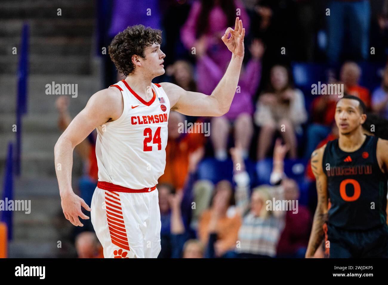 Clemson, SC, USA. 14th Feb, 2024. Clemson Tigers center PJ Hall (24 ...