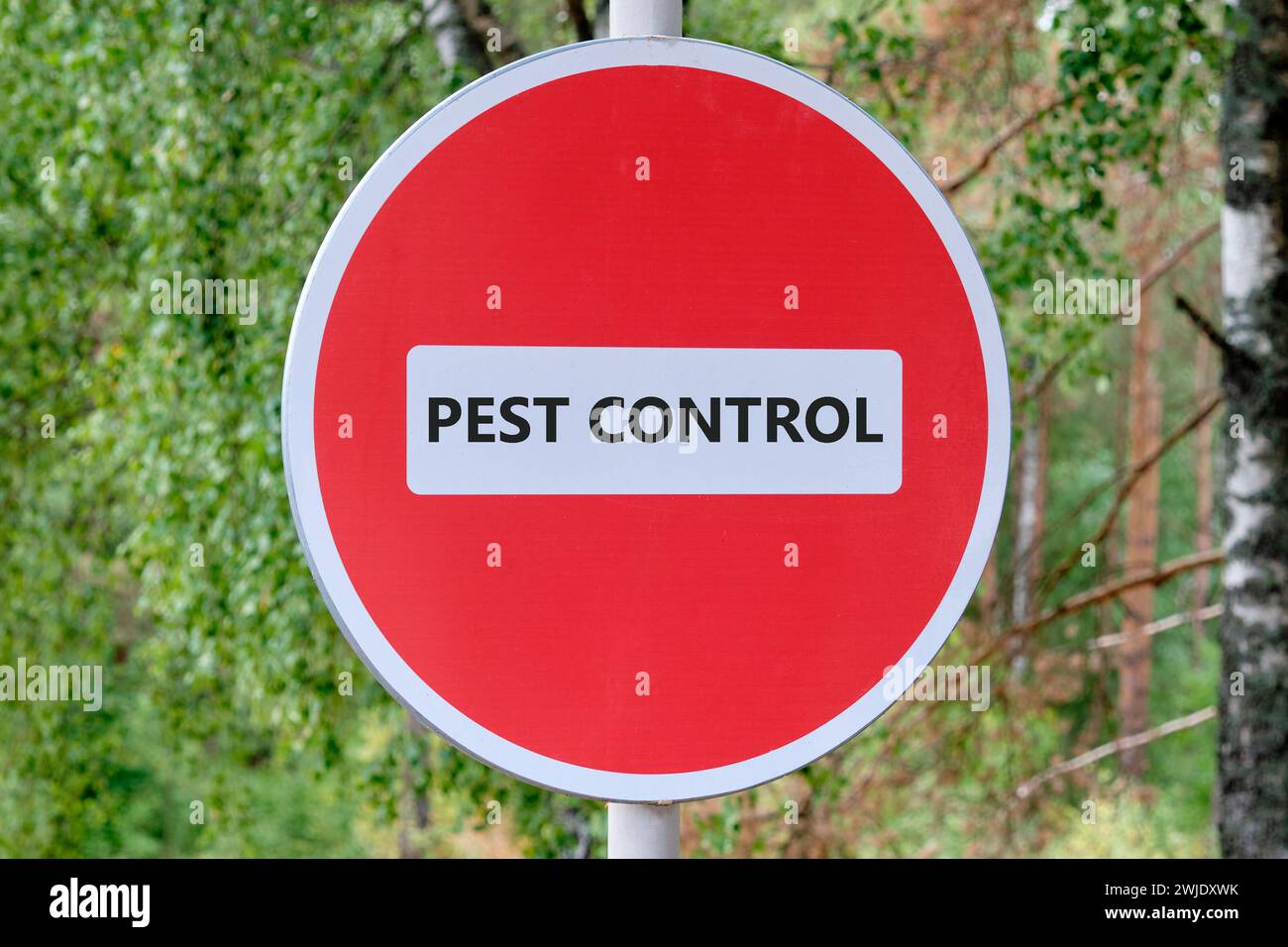 Pest control phrase written on the sign entry is prohibited against the ...