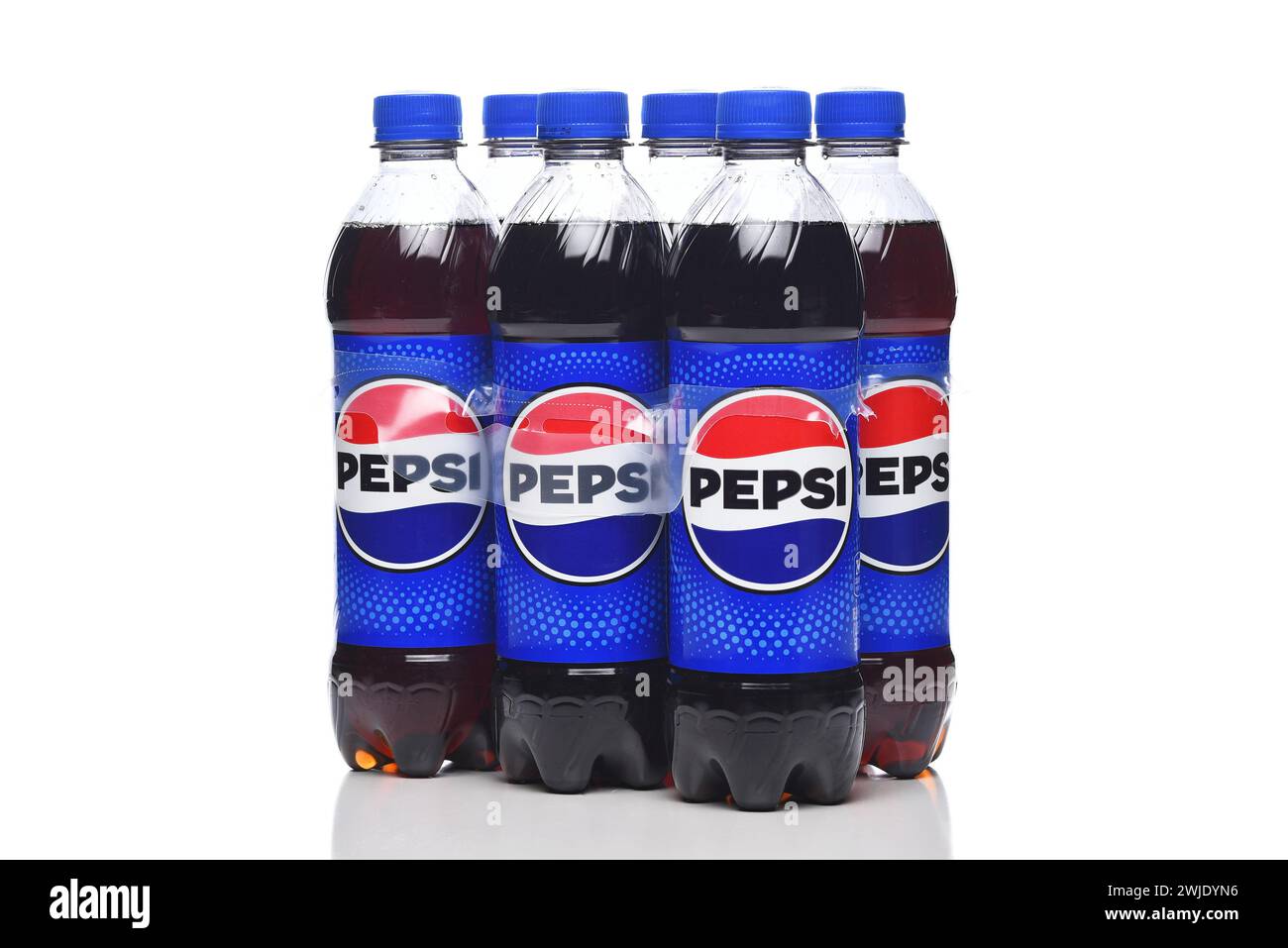 Pepsi bottles hi-res stock photography and images - Alamy