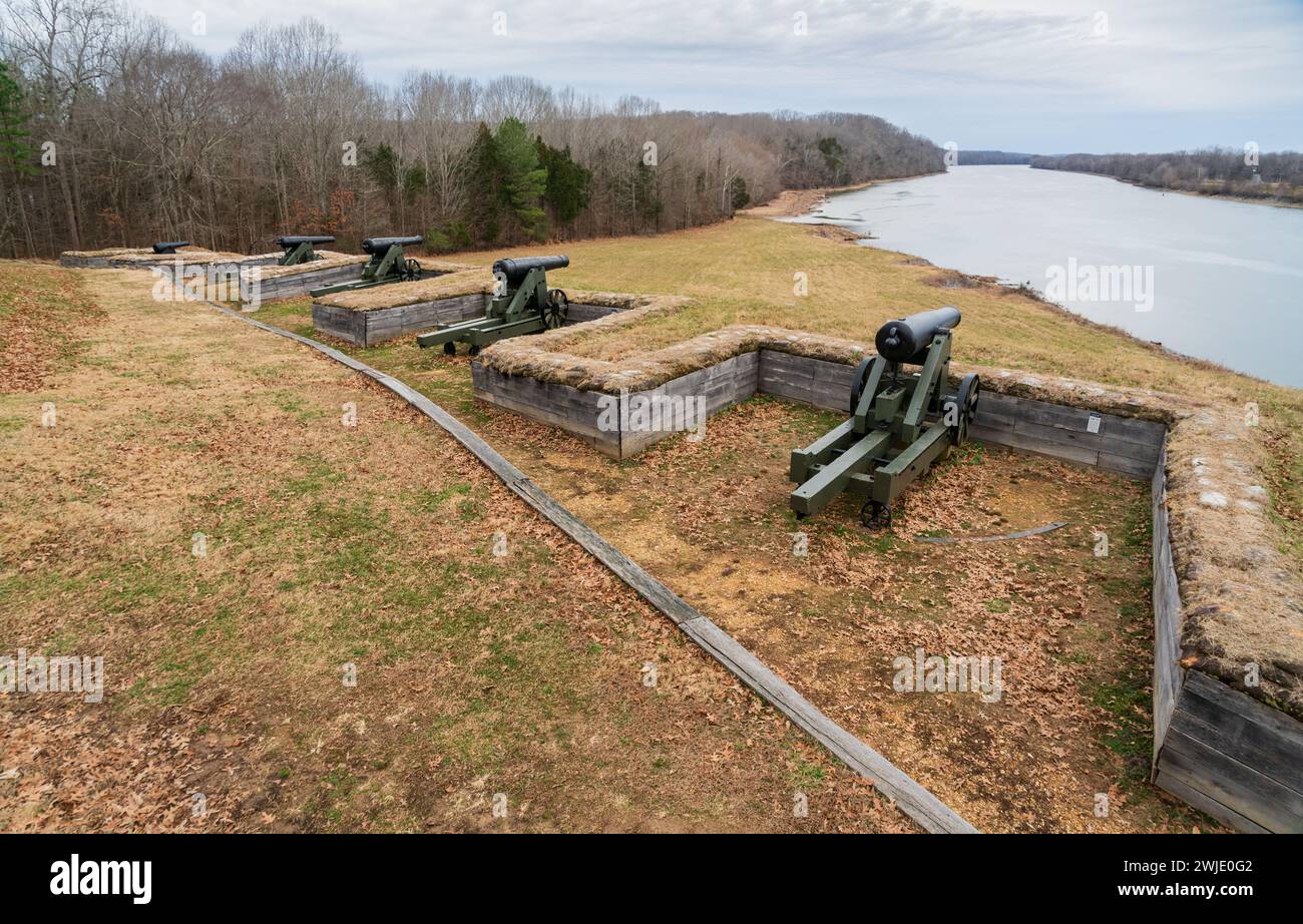 Cannons at Fort Donelson National Battlefield, in Tennessee Stock Photo ...