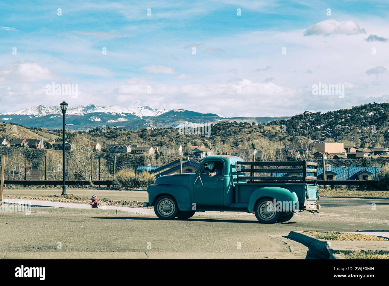 Teal green car hi-res stock photography and images - Alamy