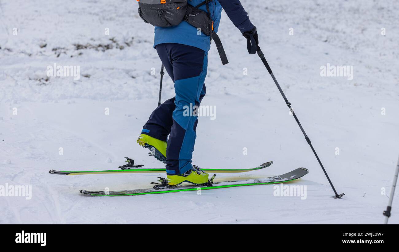 180 degree turn hi-res stock photography and images - Alamy