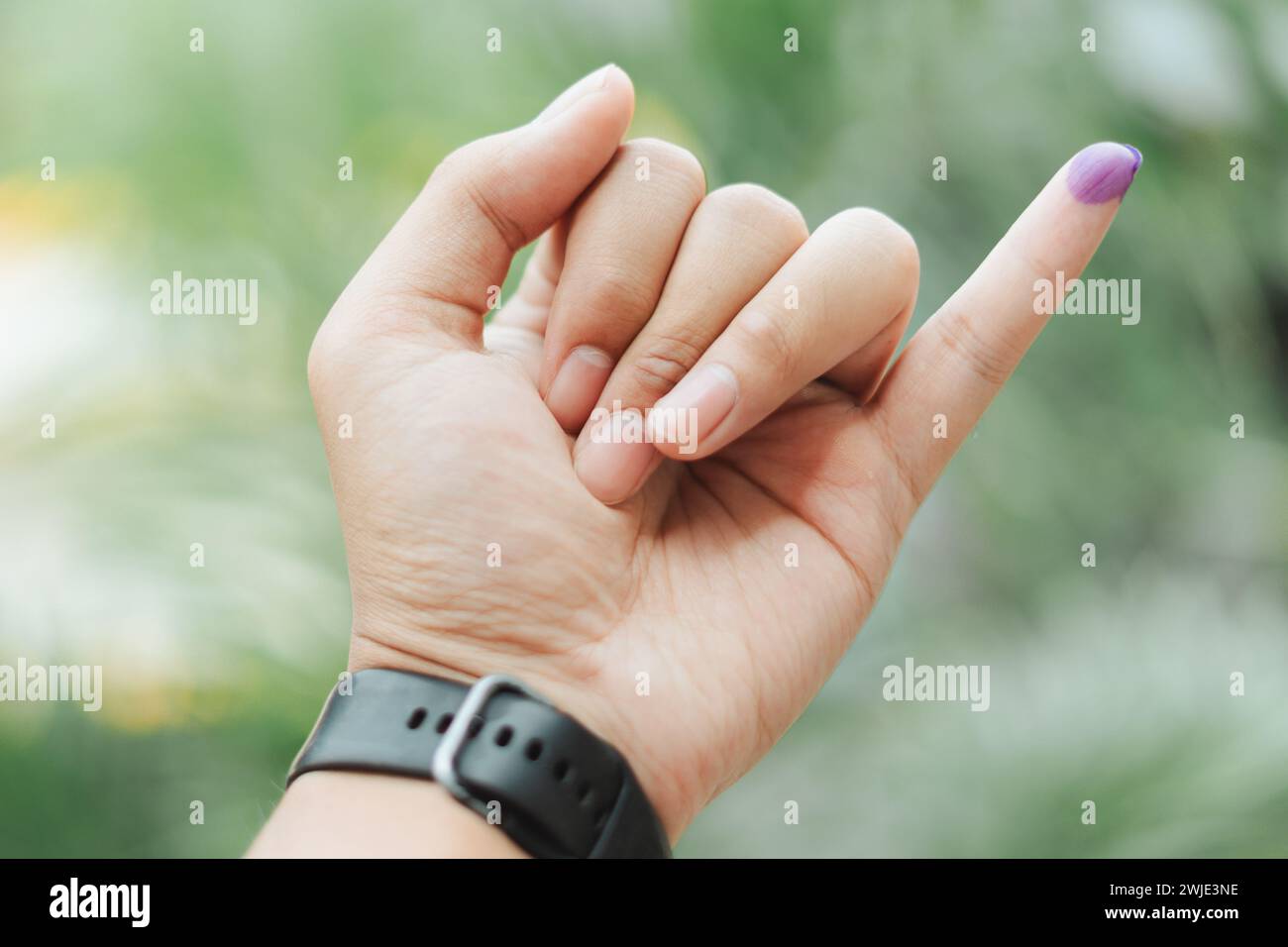 Ink finger voting hi-res stock photography and images - Alamy