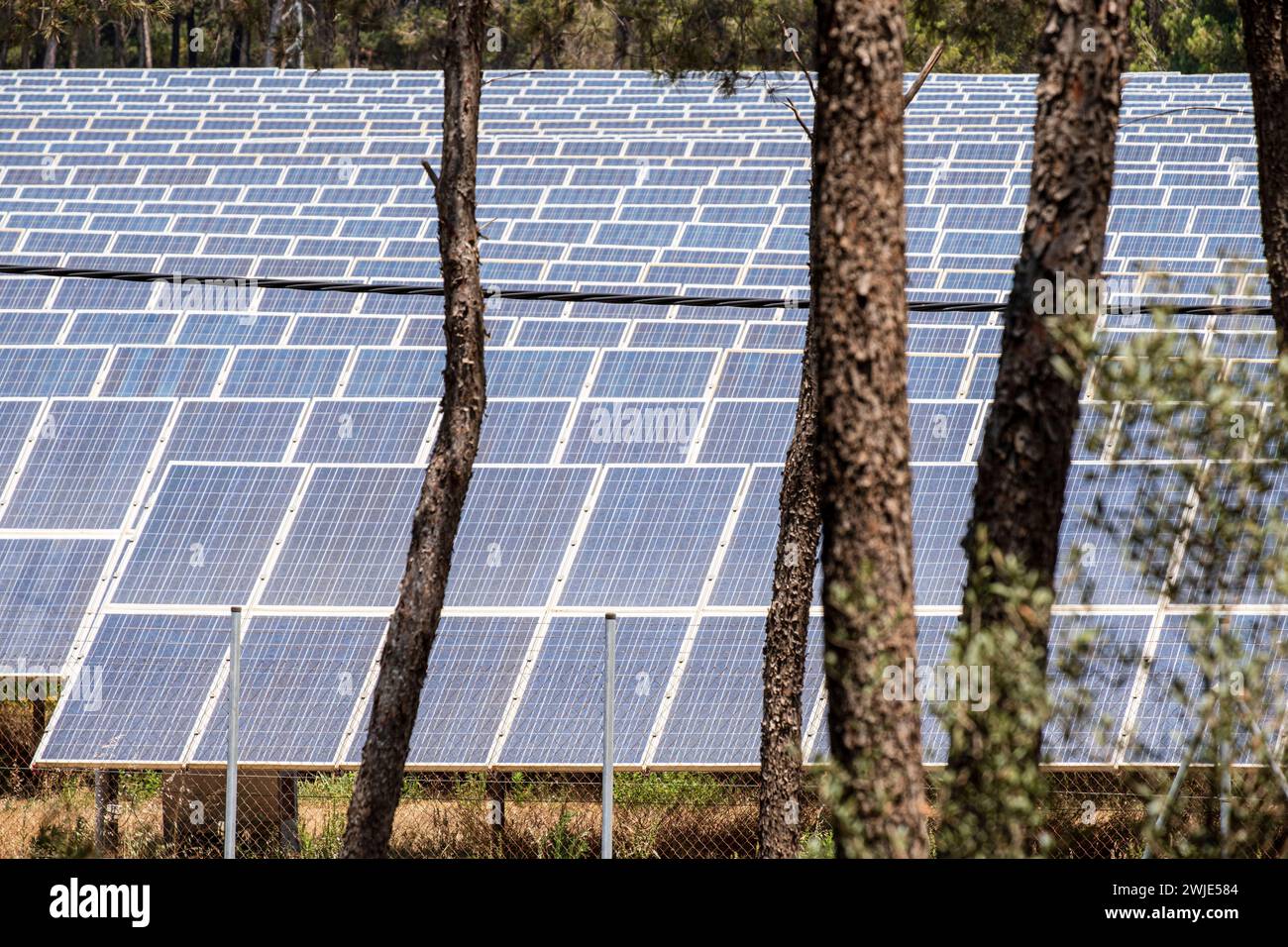 Planta de energía solar hi-res stock photography and images - Alamy