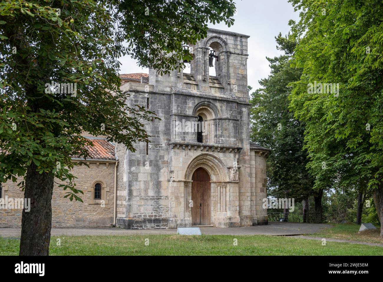 Monuments of alava hi-res stock photography and images - Alamy