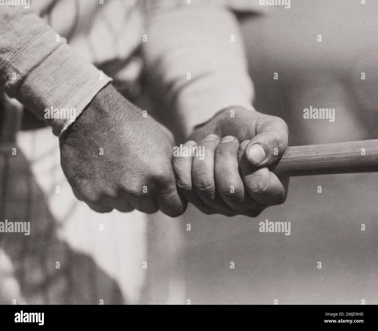 Babe Ruth's Grip - 1920's - The grip that launched 714 long balls over ...