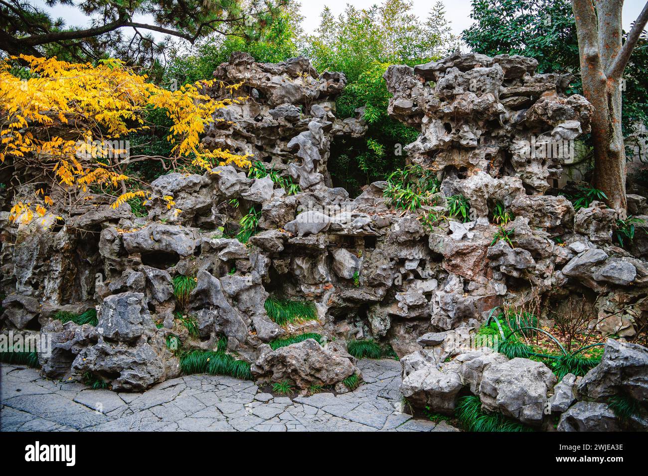 Lingering Garden, Suzhou Stock Photo - Alamy