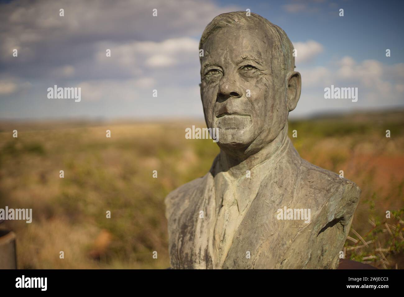 An old statue of a president in SA Stock Photo - Alamy