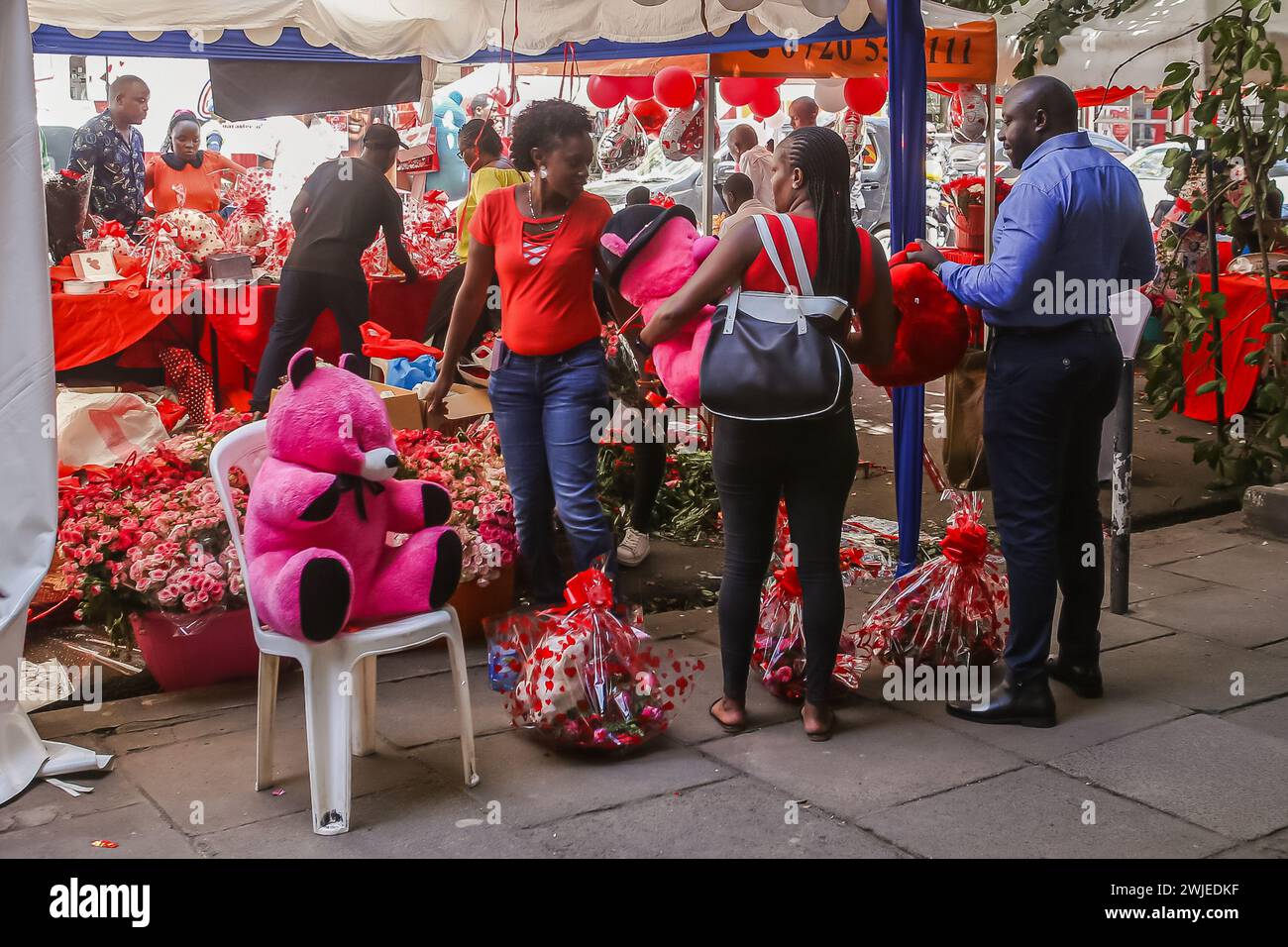 Nairobi shops street hi-res stock photography and images - Alamy