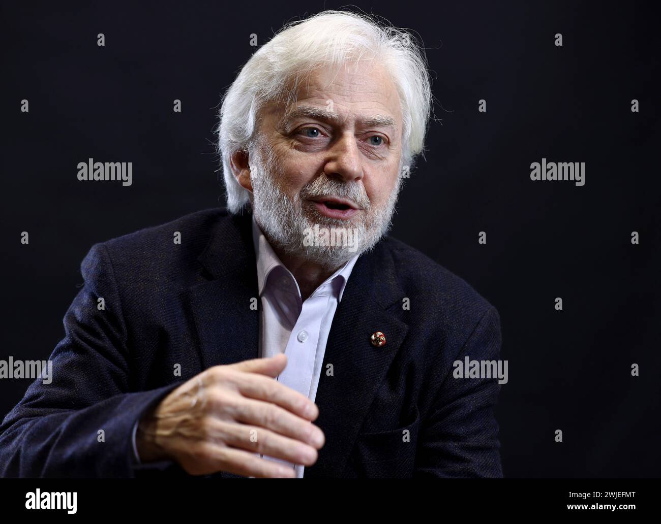 Polish pianist Krystian Zimerman speaks about Japanese conductor Seiji ...