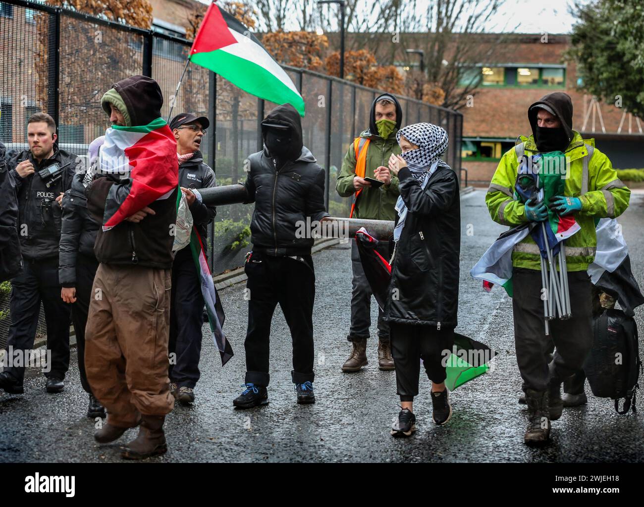 Several protesters and their supporters reconsider their point of ...