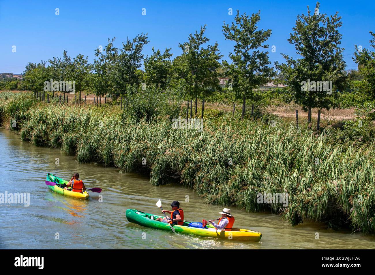 Canal du midi kayak hi-res stock photography and images - Alamy
