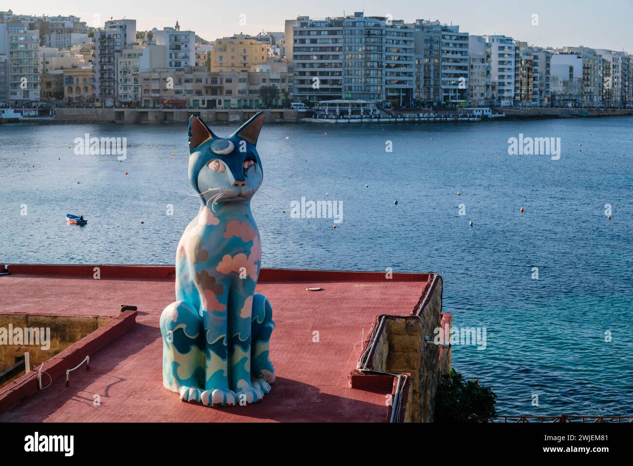 The cat statue by Matthew Pandolfino, Independence Garden, Sliema ...