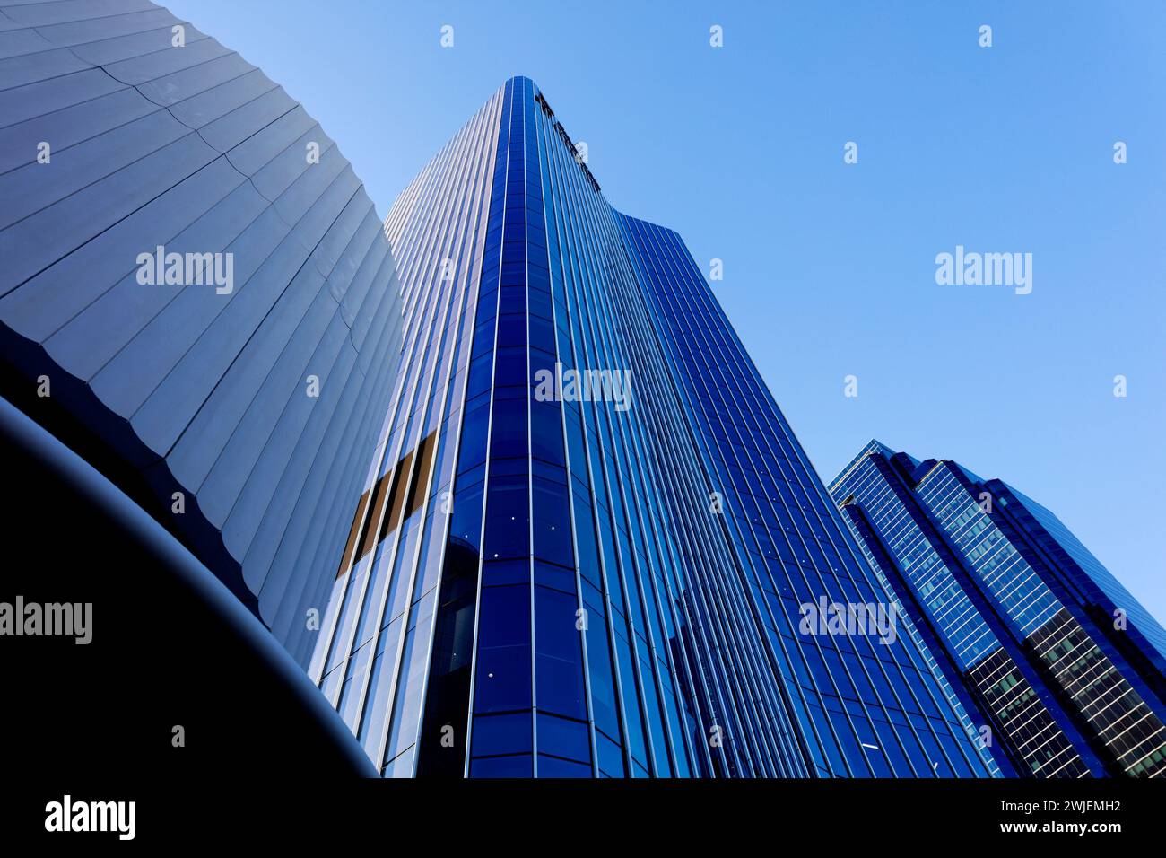 High rise building perth australia hi-res stock photography and images ...