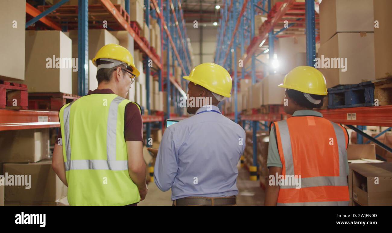Diverse team hard hats hi-res stock photography and images - Alamy