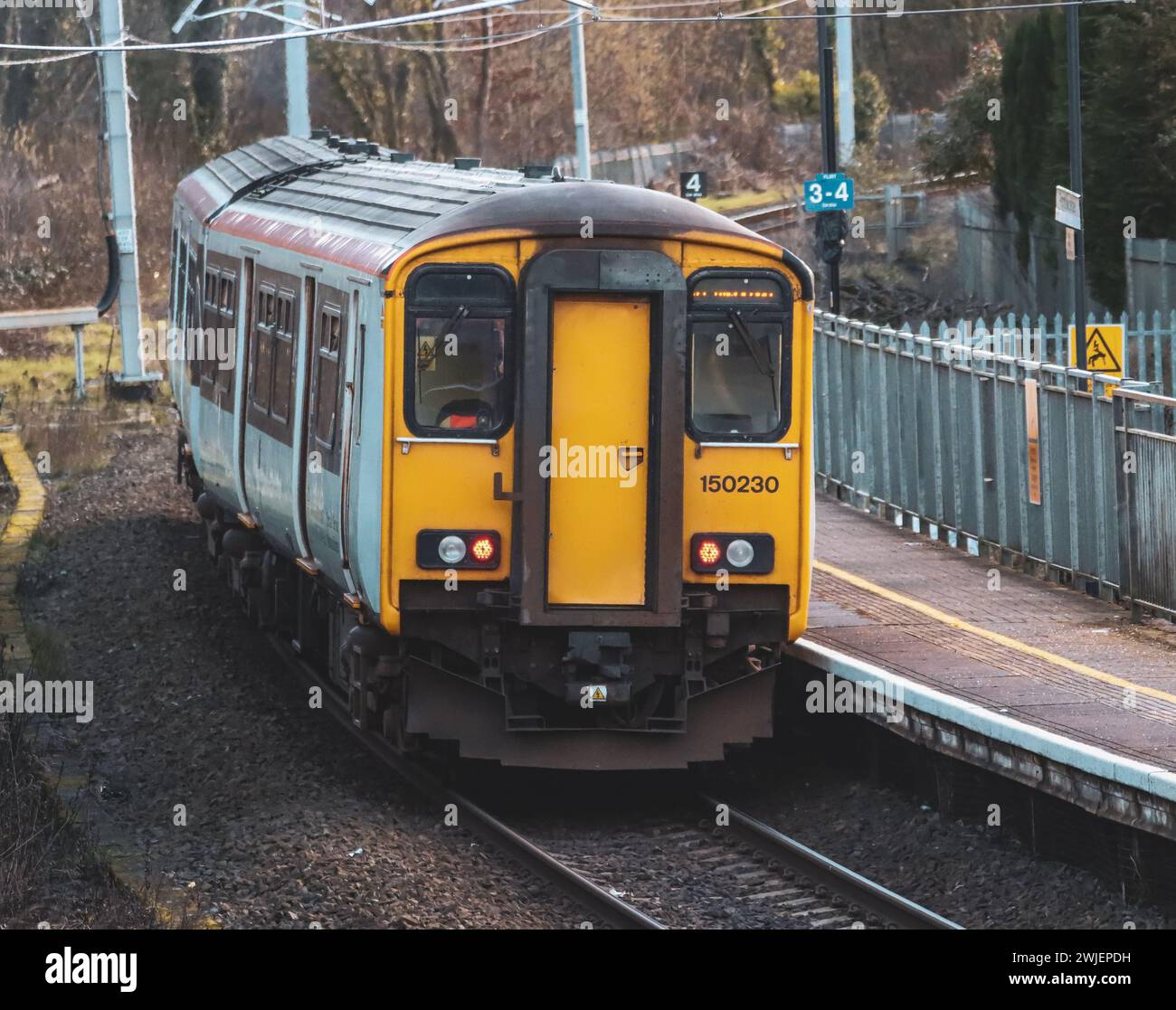 Silver locomotive hi-res stock photography and images - Alamy