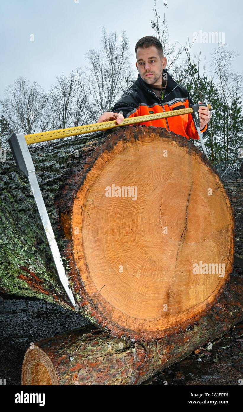 15 February 2024, Brandenburg, Müllrose: Kevin Lücke, functional ...