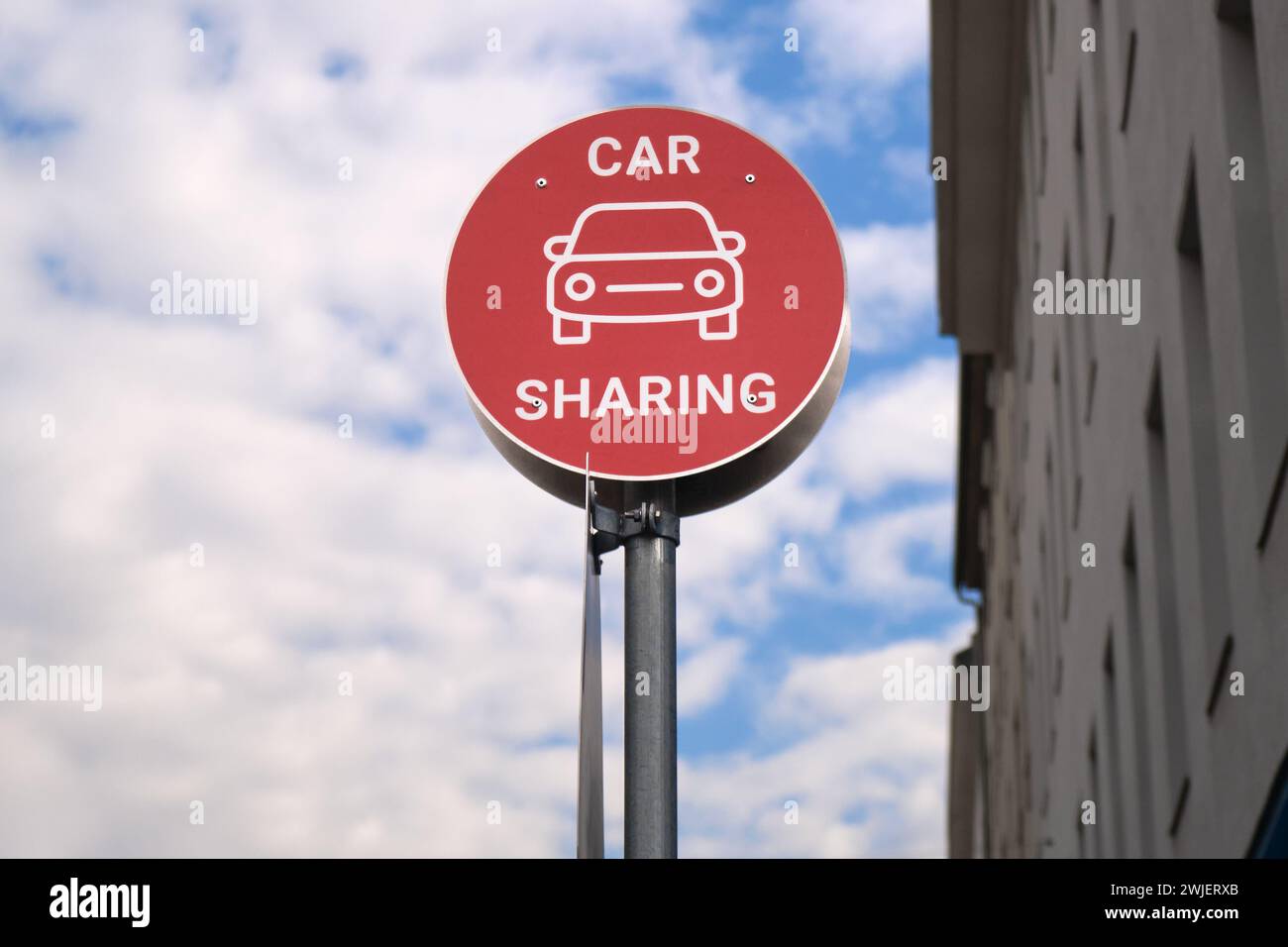 Car sharing sign hi-res stock photography and images - Alamy