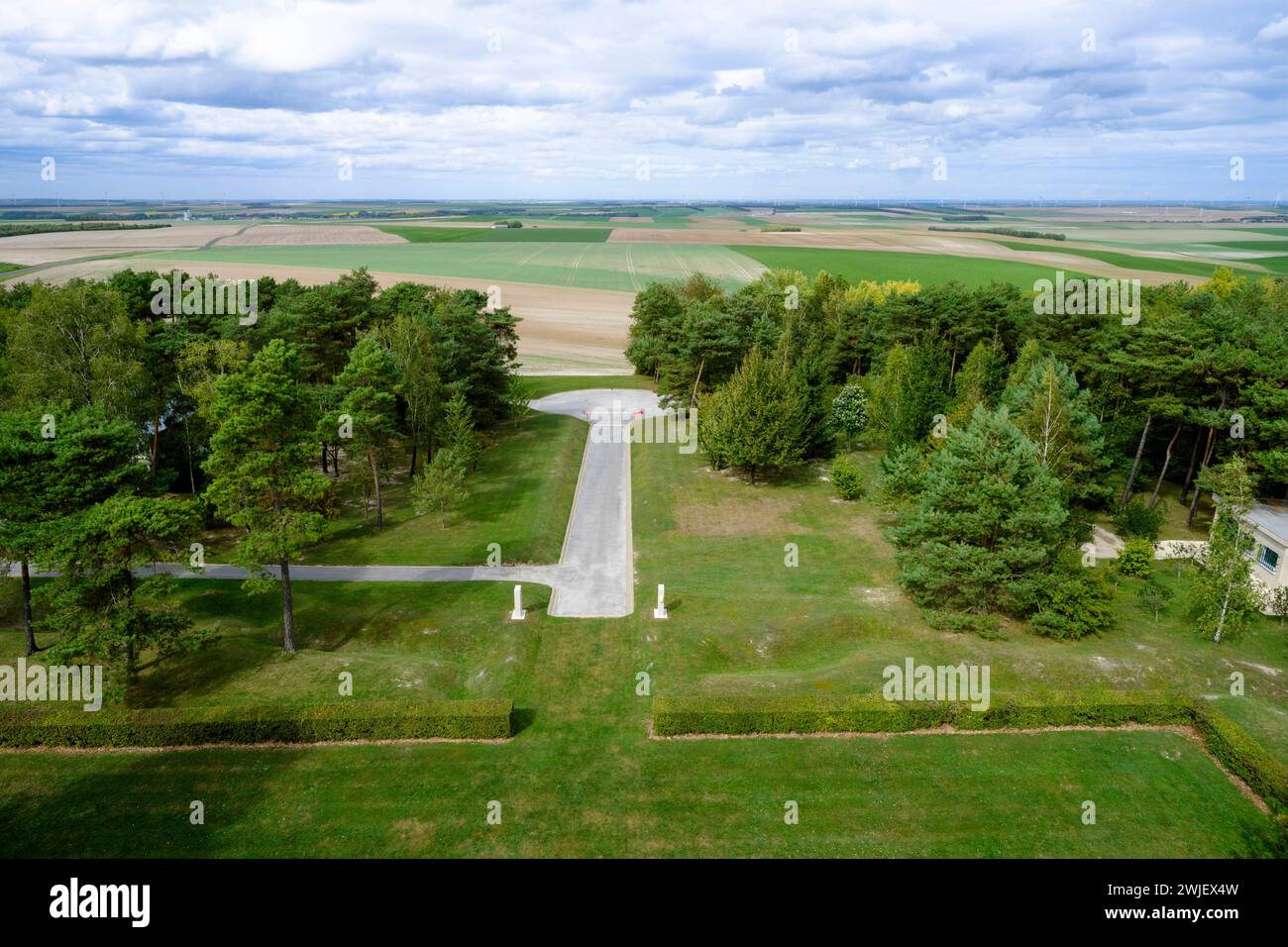 Sommepy-Tahure (north-eastern France): the American Memorial at Blanc ...