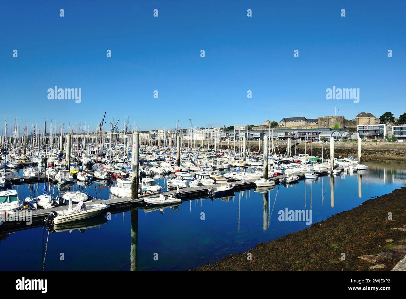 Port maritime de brest france hi-res stock photography and images - Alamy