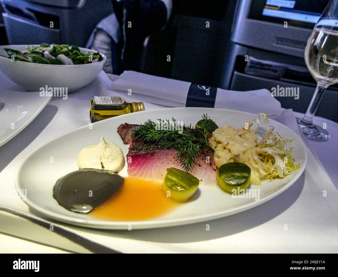 Flugzeugessen - Essen und trinken im Flugzeug - Bordverpflegung in der ...