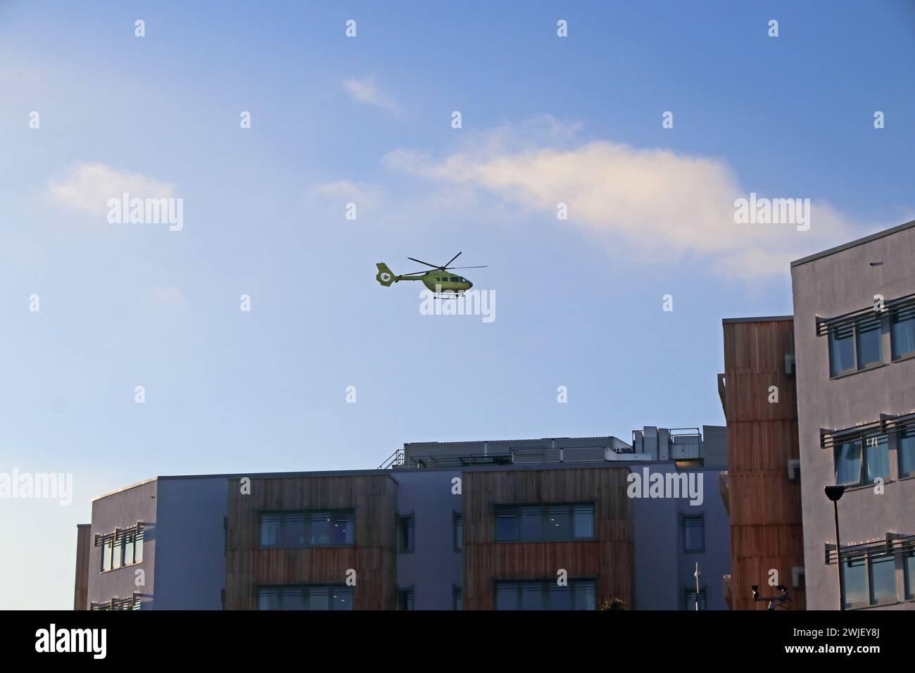 Yorkshire Air Ambulance approaching Northern General Hospital ...
