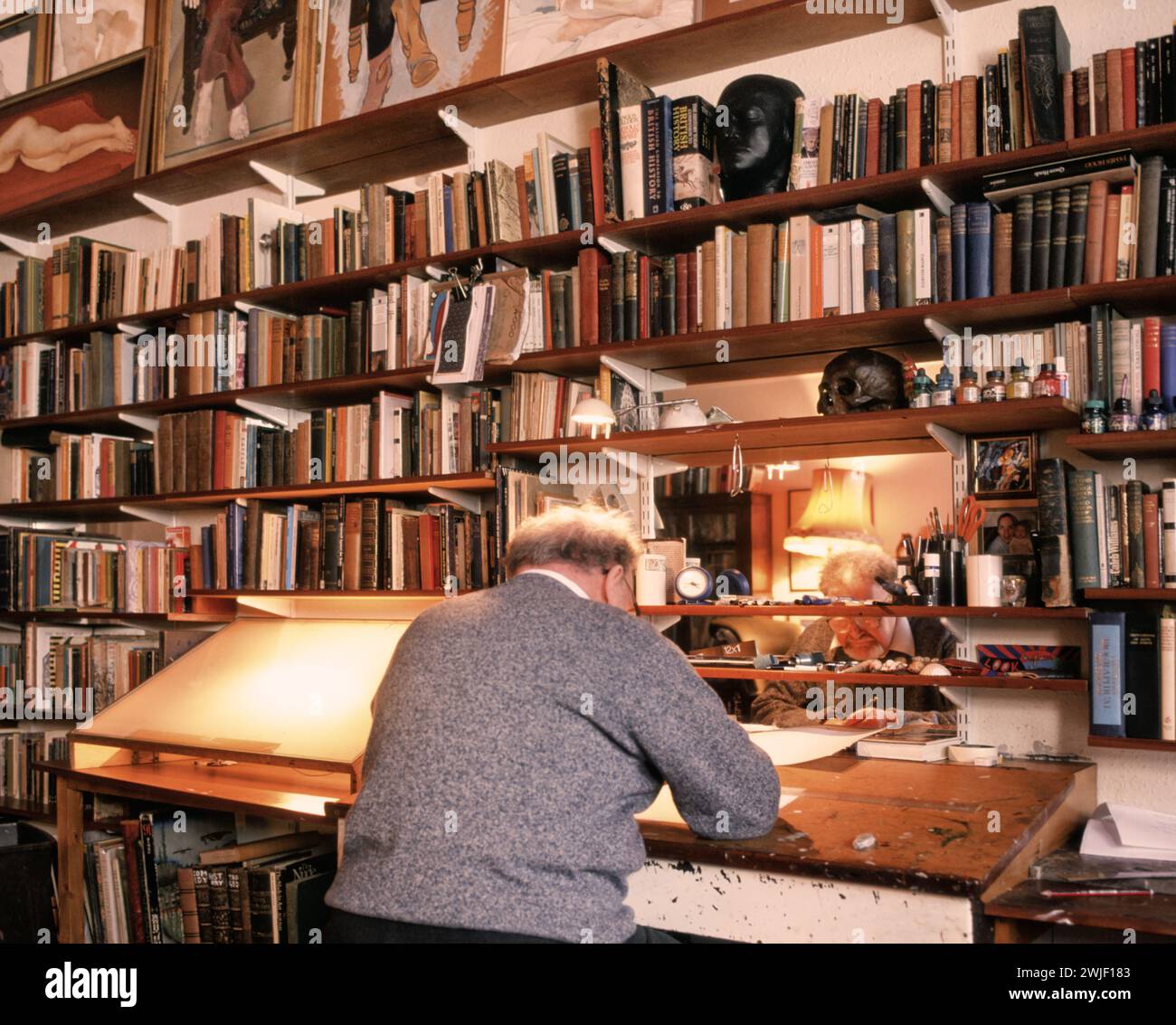 Poor things emma stone hi-res stock photography and images - Alamy