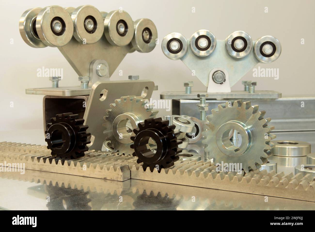 Accessories for sliding gates. Guide carriage. Roller for sliding gates ...