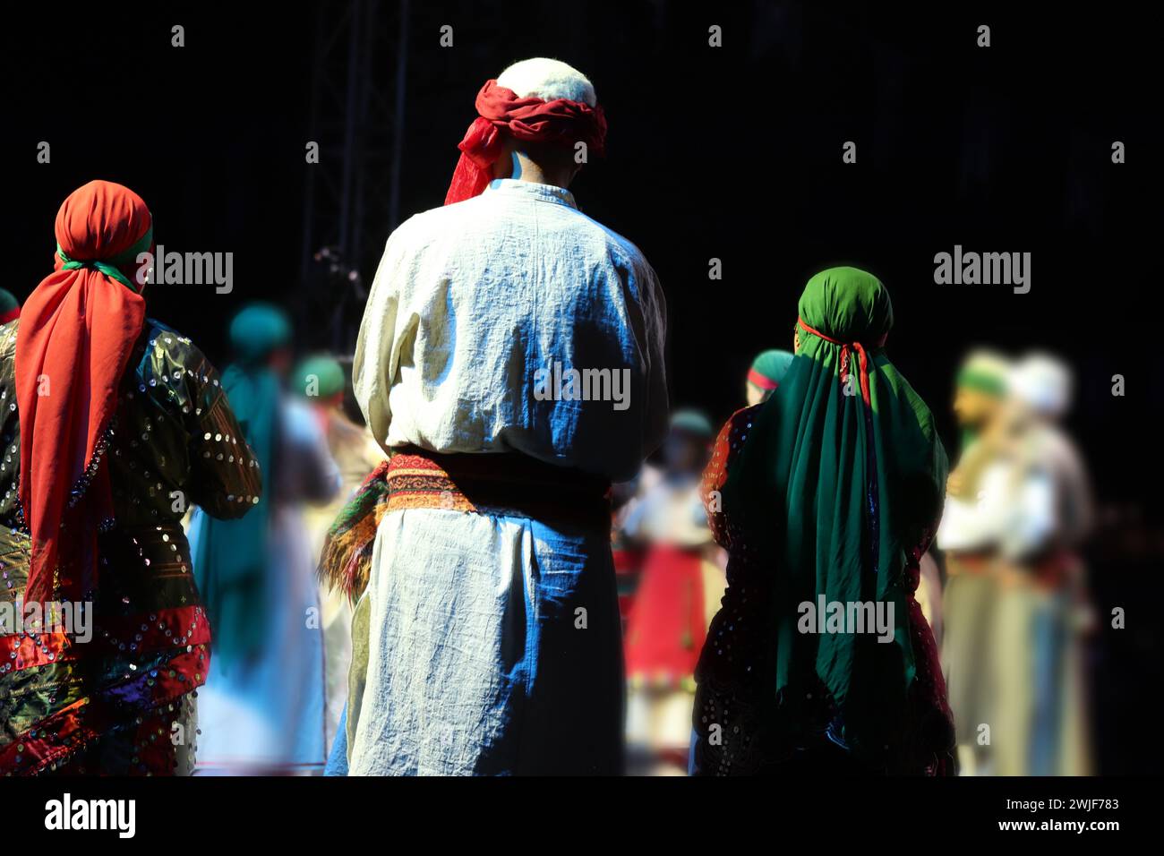 Middle eastern dances hi-res stock photography and images - Alamy
