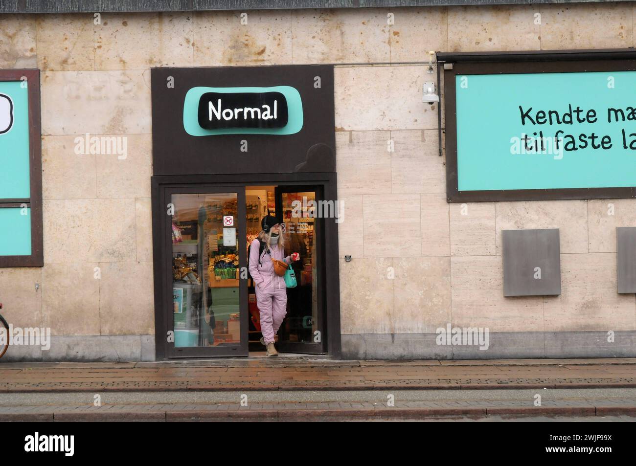 Normanormal store hi-res stock photography and images - Alamy