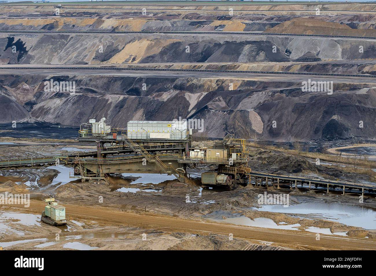 Eindruecke vom Braunkohletagebau Garzweiler am 15.02.2024 Blick in ...