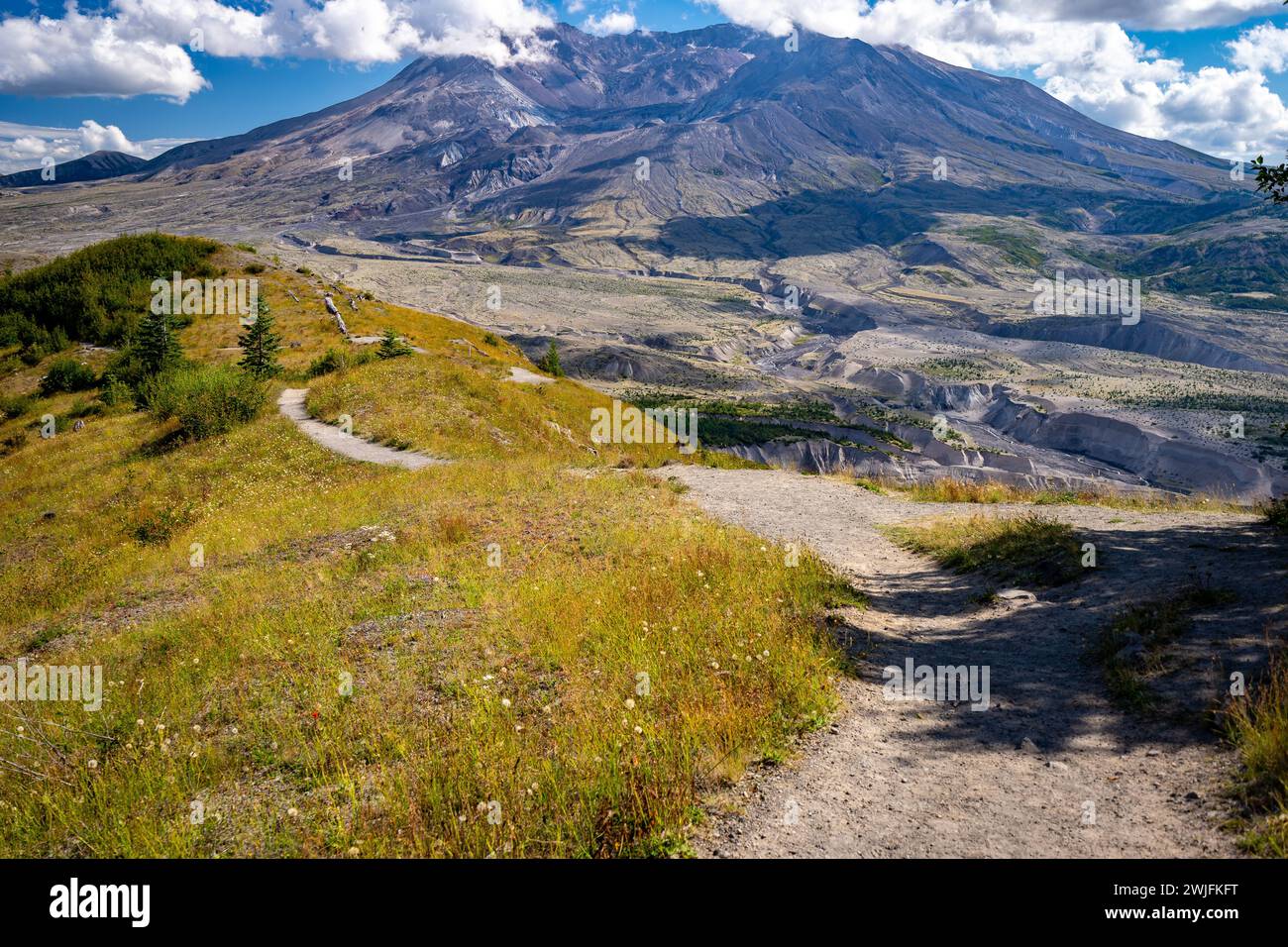Mount St. Helens National Volcanic Monument, WA, USA Stock Photo - Alamy