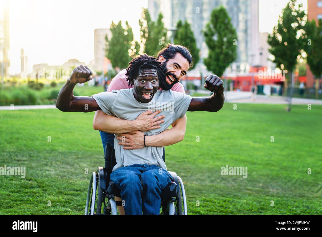 Diverse and inclusive friendship hi-res stock photography and images ...
