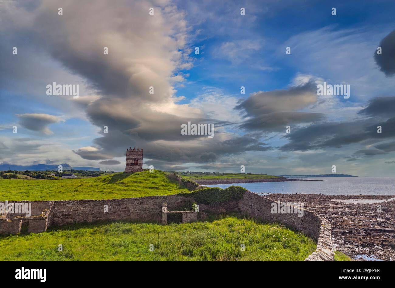 Follies garden hi-res stock photography and images - Alamy