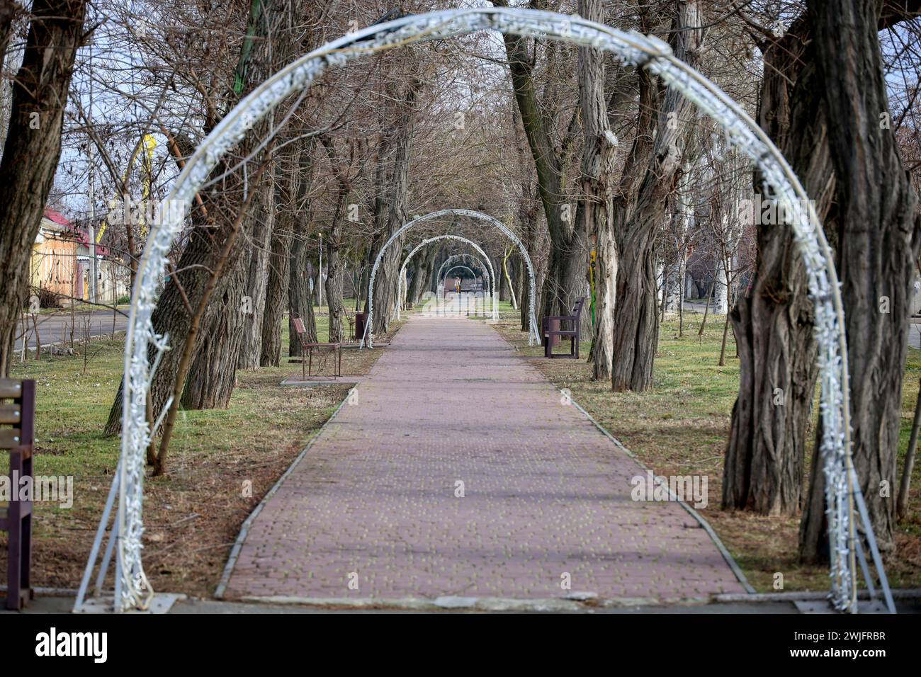 Non Exclusive: OCHAKIV, UKRAINE - FEBRUARY 14, 2024 - An alley is ...