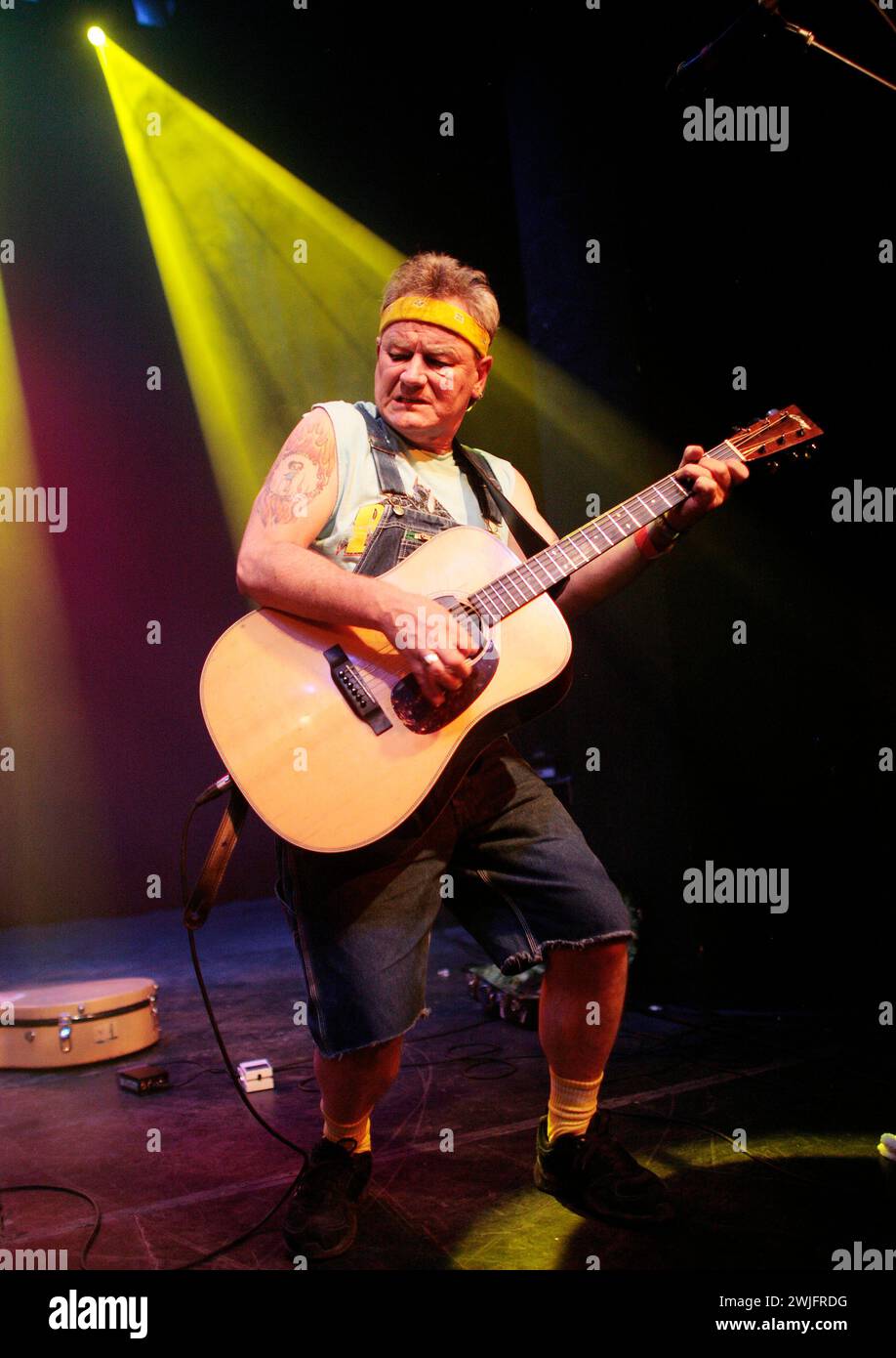 Dale reno playing live hi-res stock photography and images - Alamy