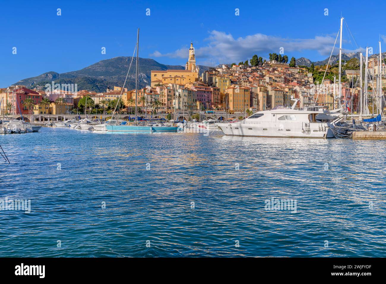 Second homes menton hi-res stock photography and images - Alamy