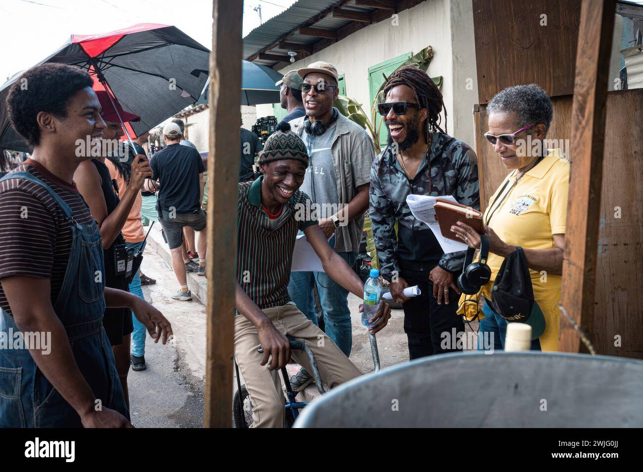 BOB MARLEY: ONE LOVE, Quan-Dajai Henriques (left), Courtney Edwards (on ...