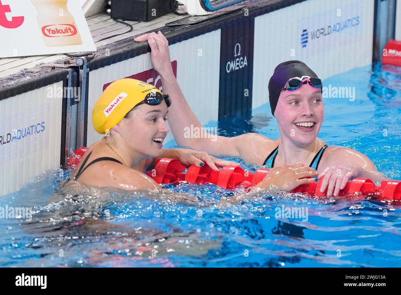 Claire Curzan of the United States, right, and Iona Anderson of ...