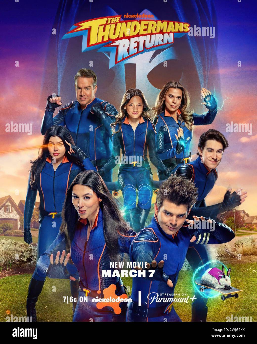 THE THUNDERMANS RETURN, US poster, top, from left: Chris Tallman, Maya Le Clark, Rosa Blasi ...