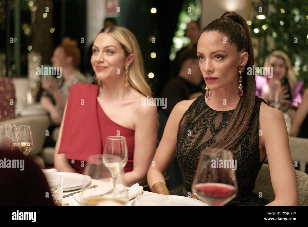 ALPHA MALES, (aka MACHOS ALFA), Maria Hervas (right), (Season 2, ep ...