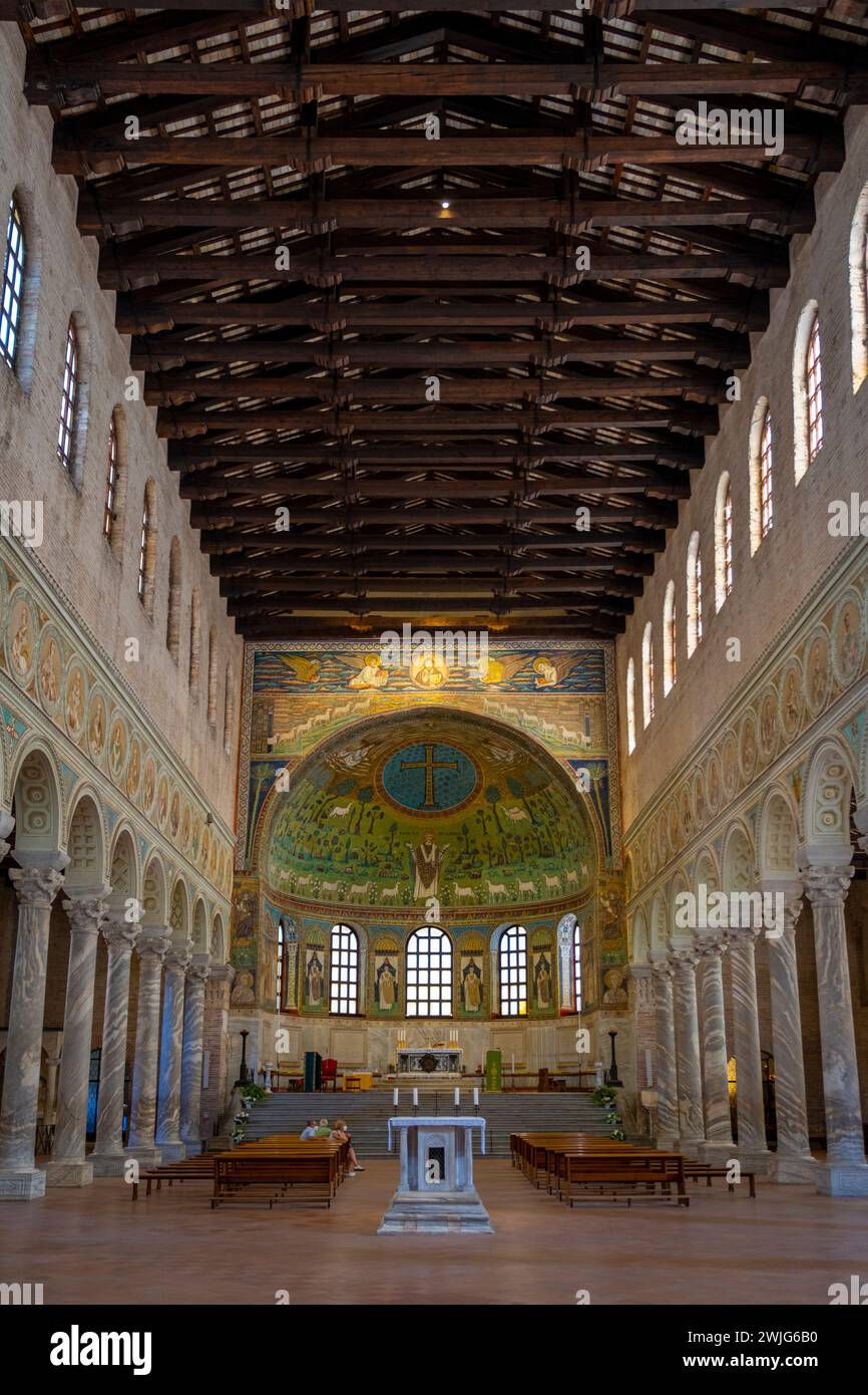 Interior of Basilica of Sant’Apollinare in Classe. Ravenna, Emilia ...