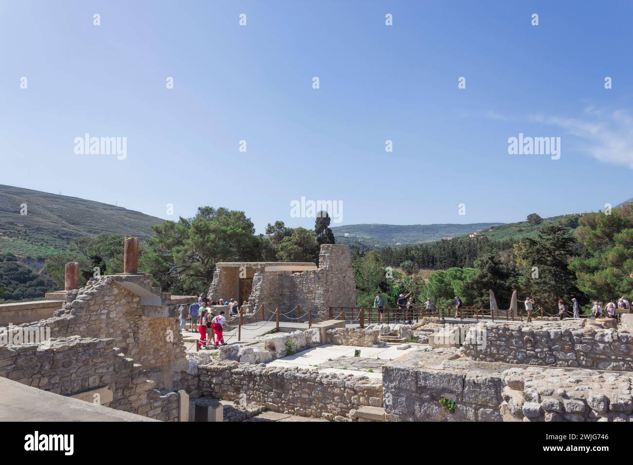 Palace of Minos, Knossos Bronze Age archaeological site, Heraklion ...