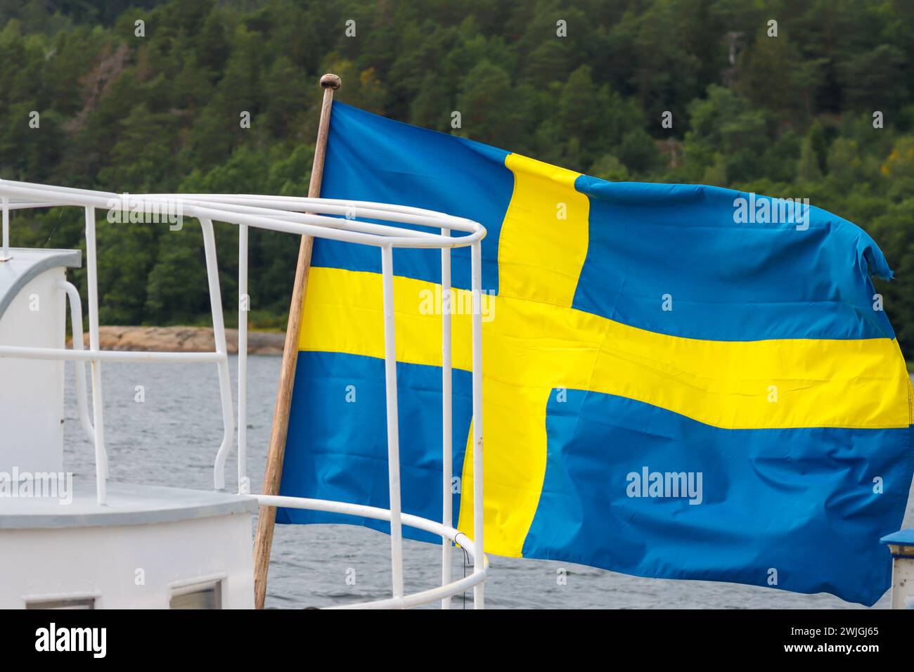 Swedish ship flag hi-res stock photography and images - Alamy