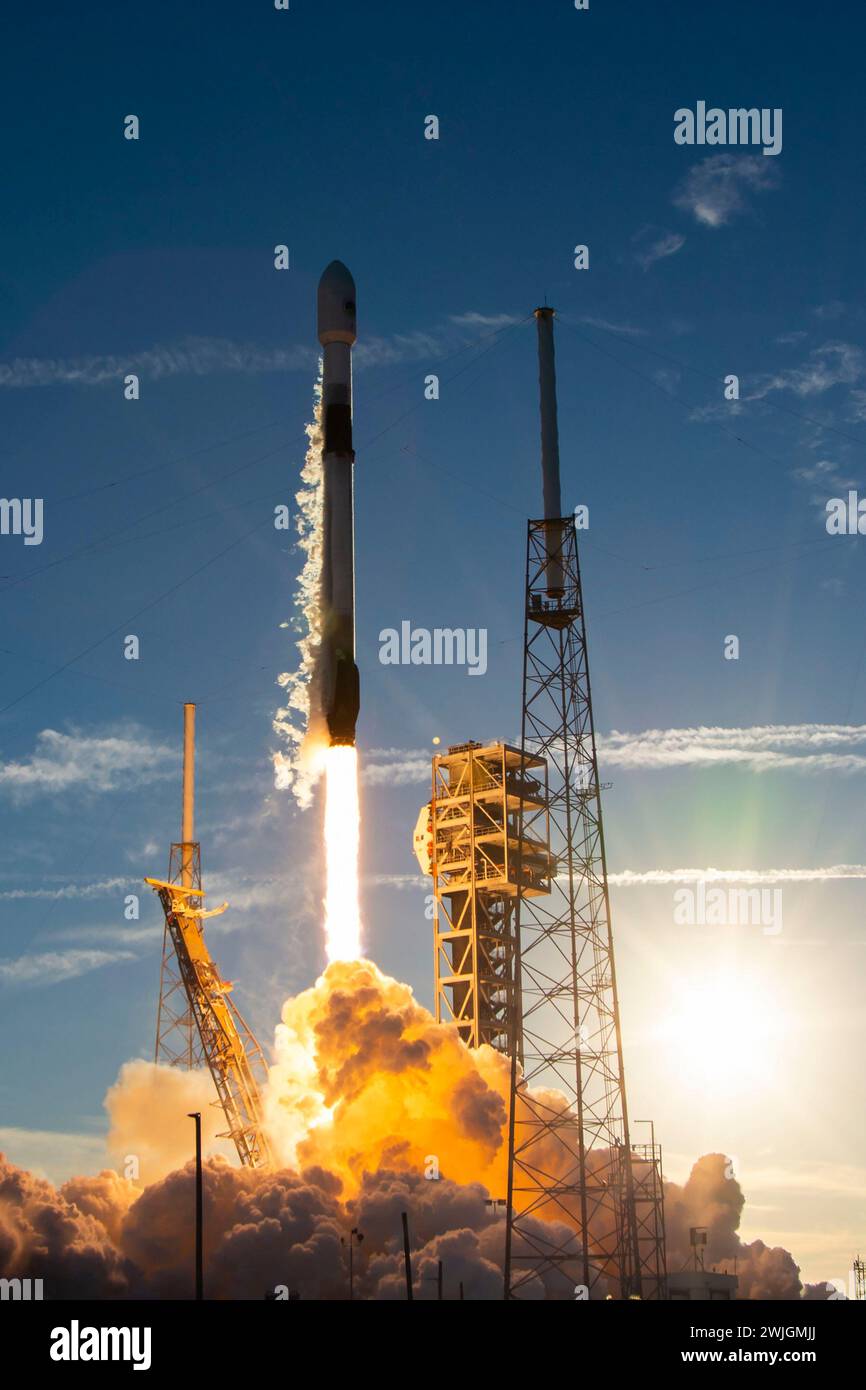 Missile defense agency hi-res stock photography and images - Alamy