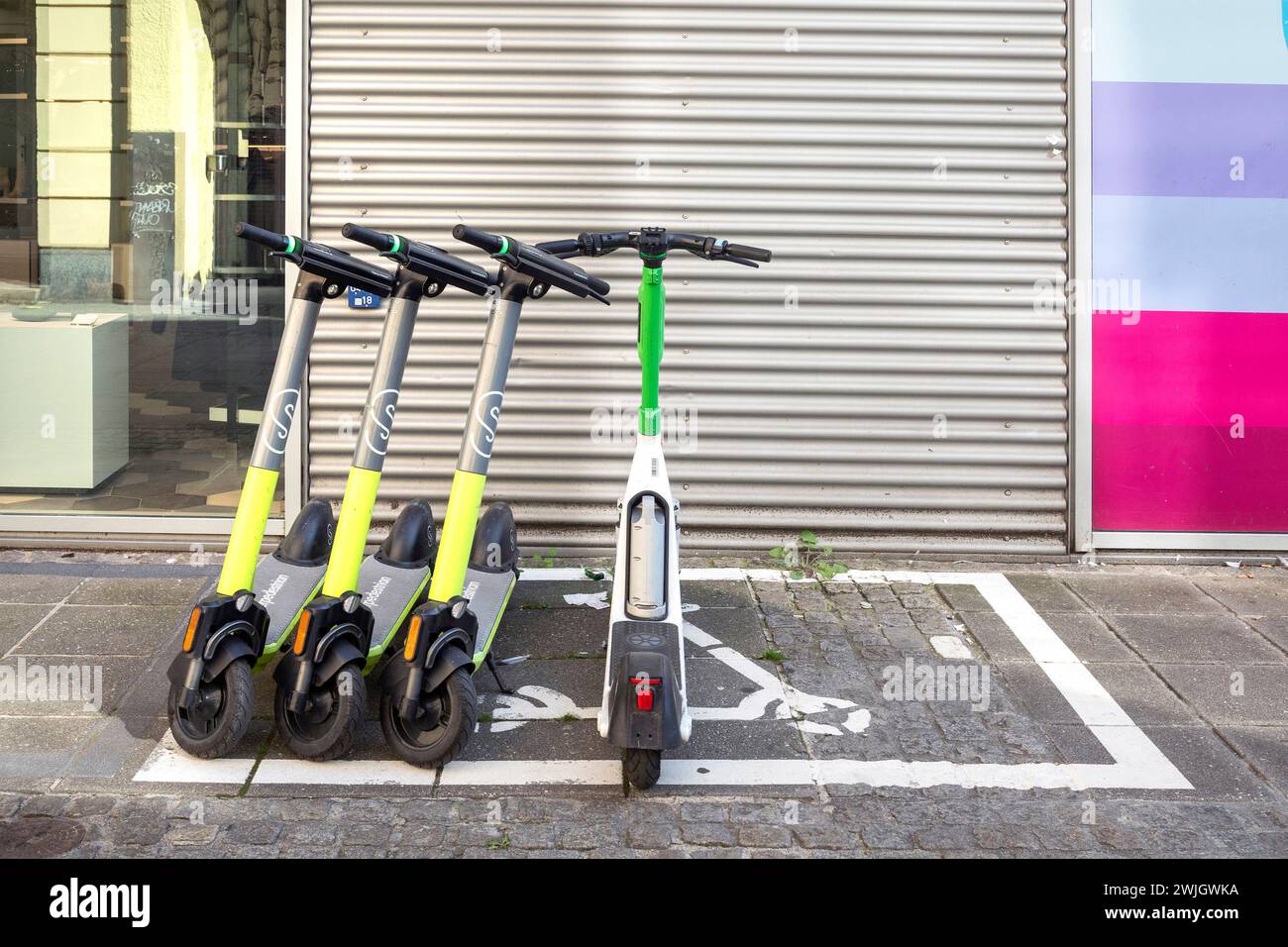 E scooter parking space hi-res stock photography and images - Alamy