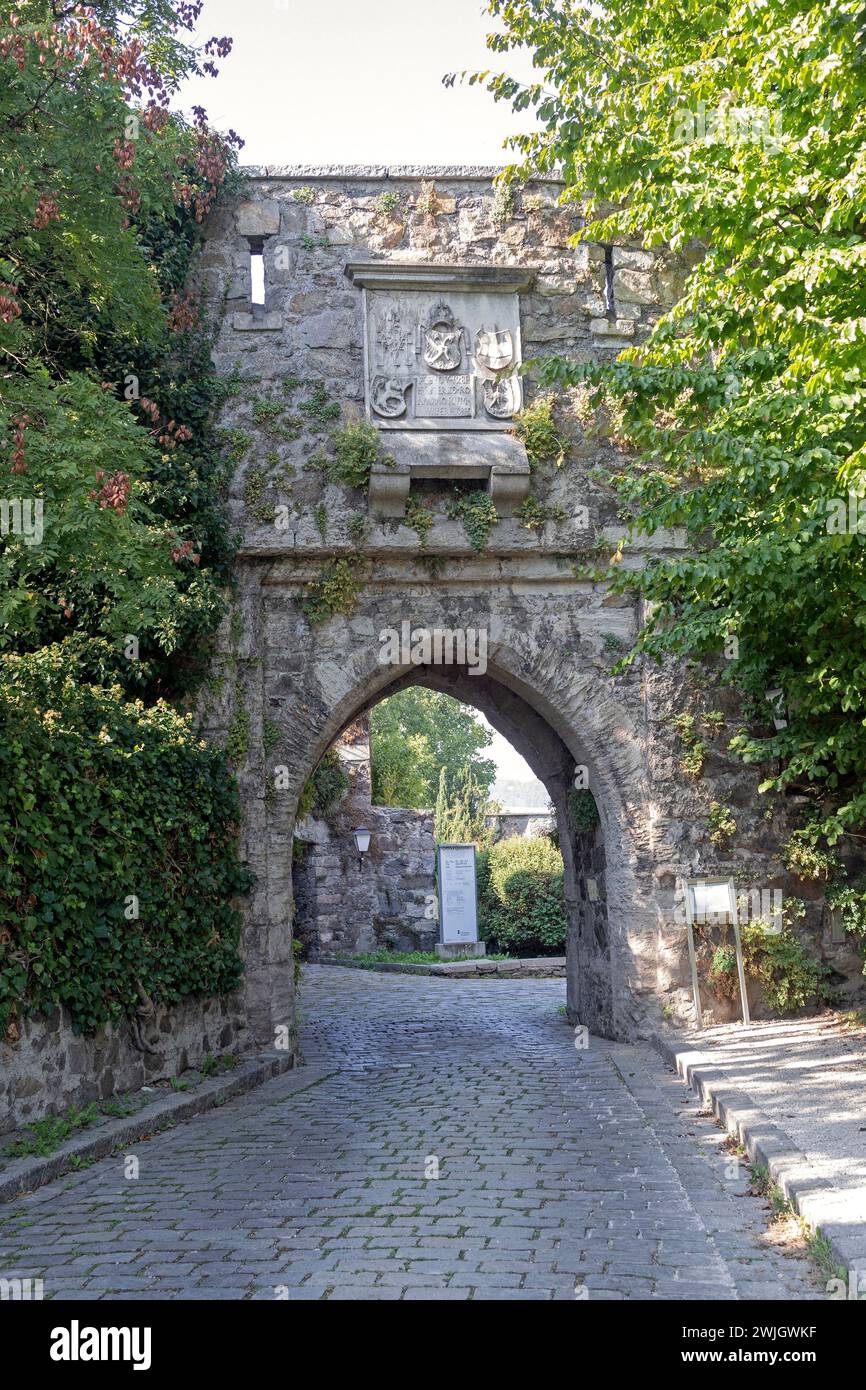 Schloss linz castle hi-res stock photography and images - Alamy