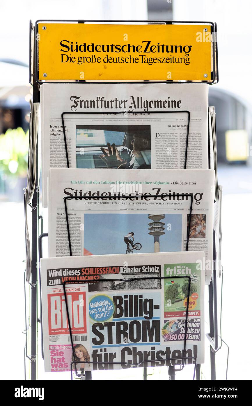 Frankfurter allgemeine newspaper hi-res stock photography and images ...